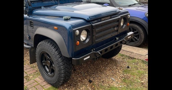 DEFENDER HD 6MM CRANKED BUMPER WITH LED'S