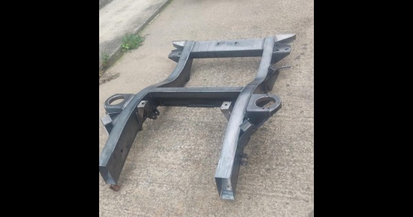 DISCOVERY HALF CHASSIS