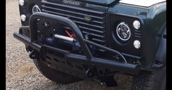 DEFENDER WINCH BUMPER CLOSE FIT